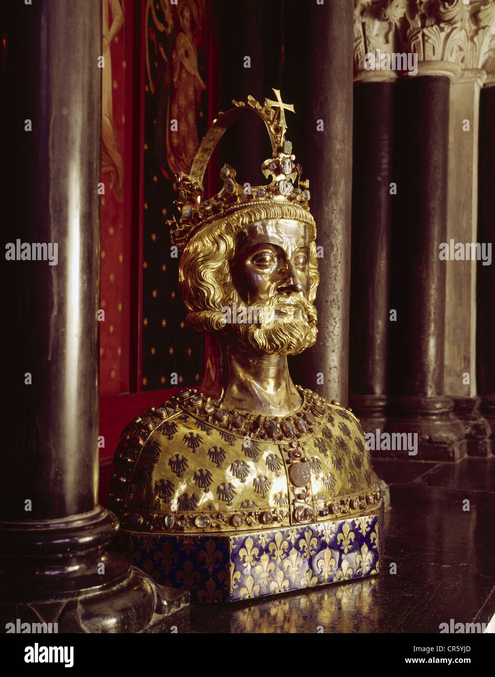 Charlemagne bust aachen cathedral hi-res stock photography and images ...