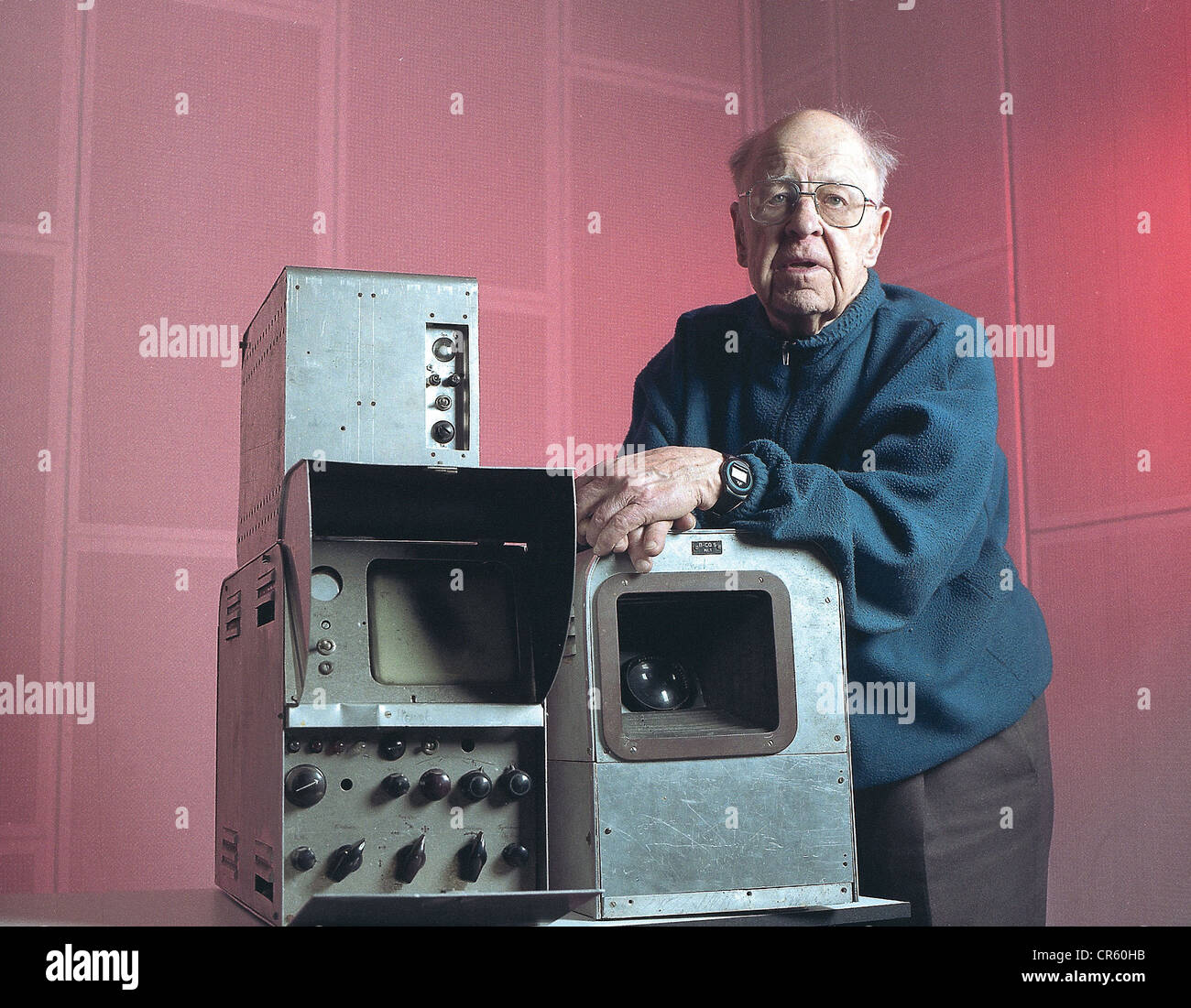 1920s television camera hi-res stock photography and images - Alamy