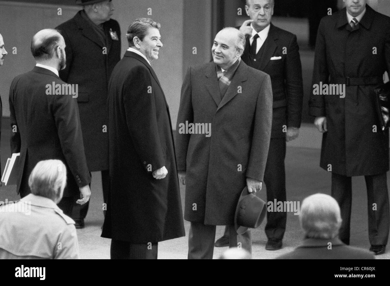 Gorbachev, Mikhail, * 2.3.1931, Soviet politician (KPdSU), half length ...