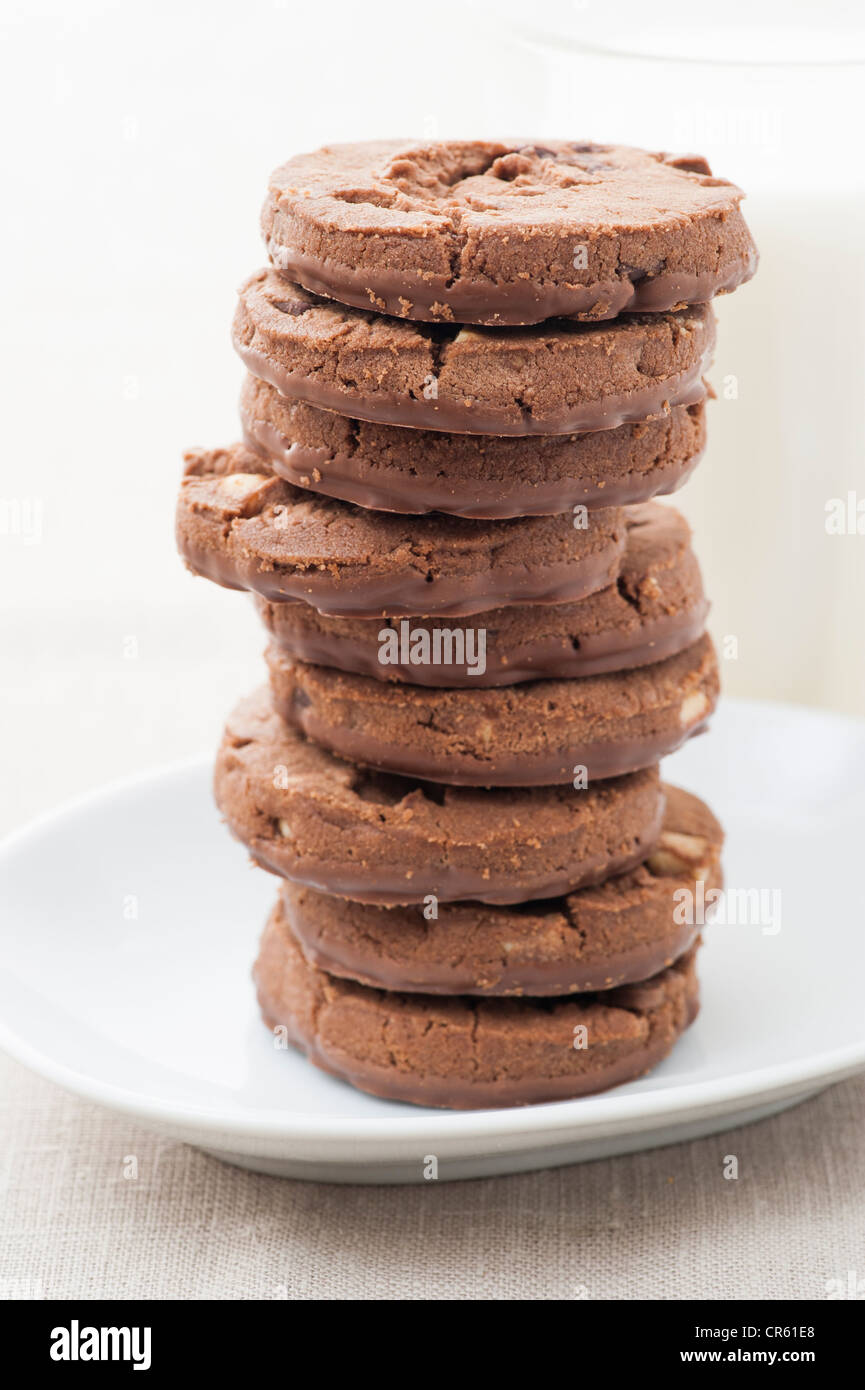 Chocolate chip cookies stacked on a plate Stock Photo - Alamy