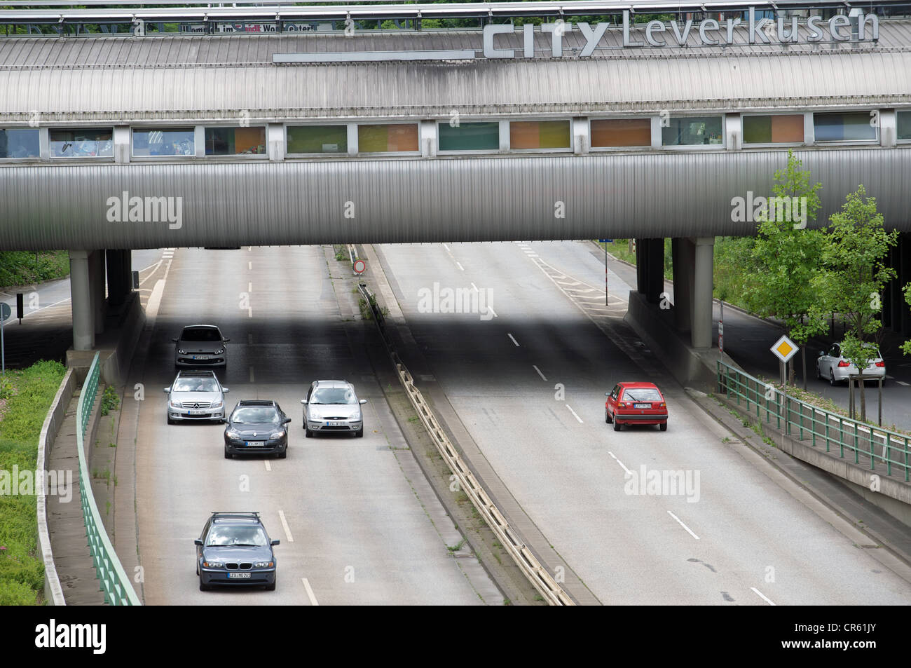 Urban motorway hi-res stock photography and images - Alamy