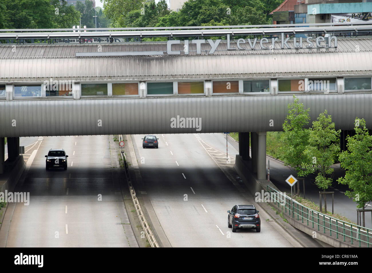 Urban motorway hi-res stock photography and images - Alamy