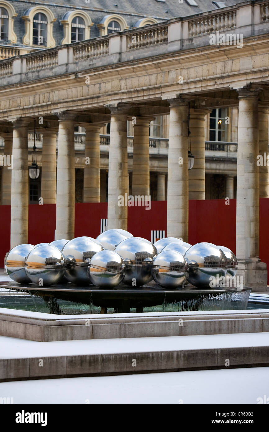 France, Paris, Palais Royal, sculpture of spheres by Paul Bury Stock ...