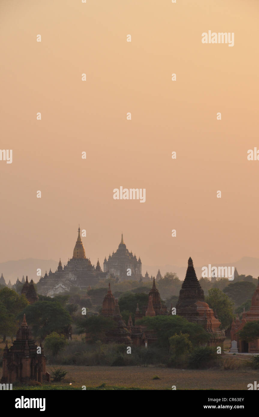 Beautiful temples of bagan at sunset hi-res stock photography and ...