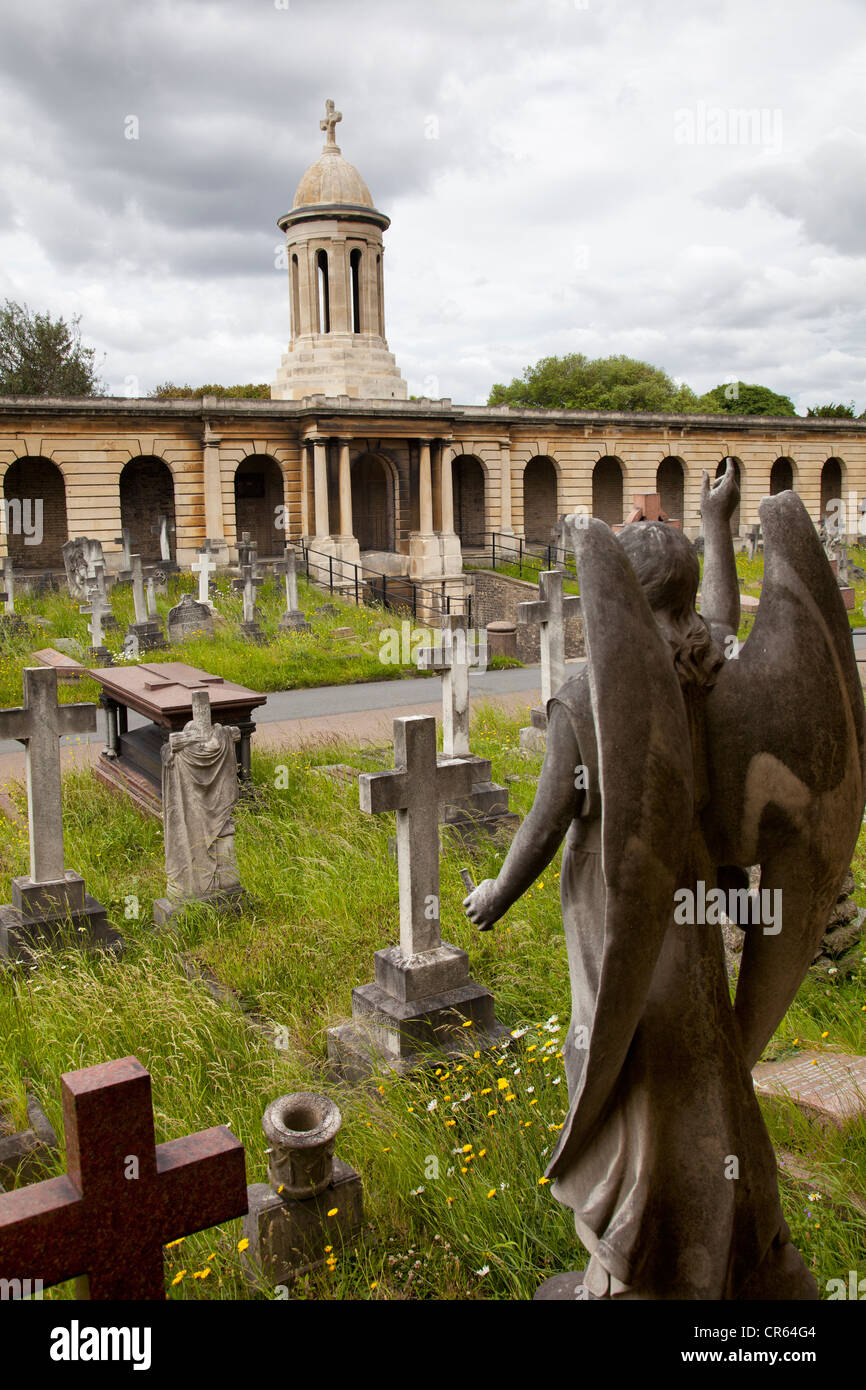 Brompton cemetery - London UK Stock Photo - Alamy