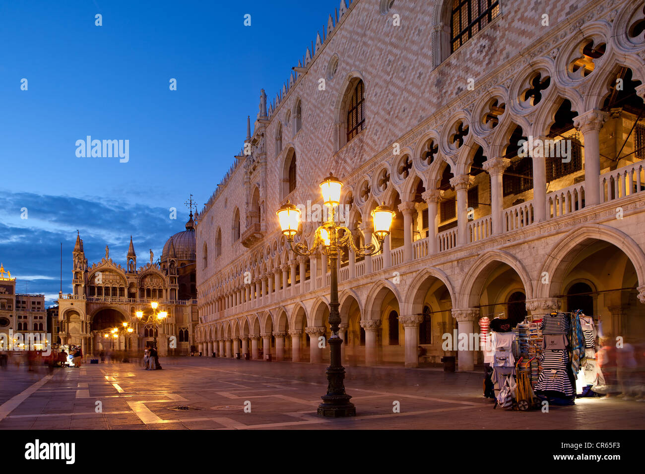 The arcades of st marks hi-res stock photography and images - Alamy