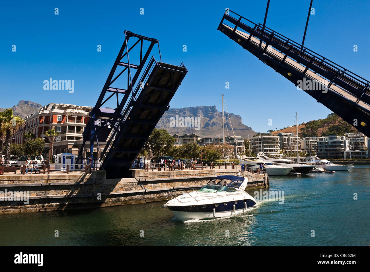South Africa, Western Cape, Cape Town, Victoria and Alfred Waterfront ...