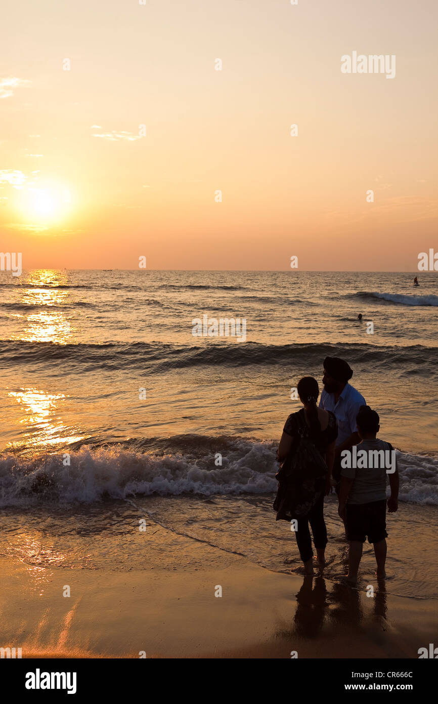 Goa sunset india people not thailand hi-res stock photography and ...
