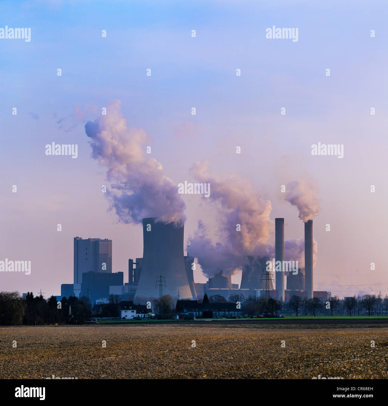 Lignite-fired power plant emitting huge clouds of steam, Niederaussem ...