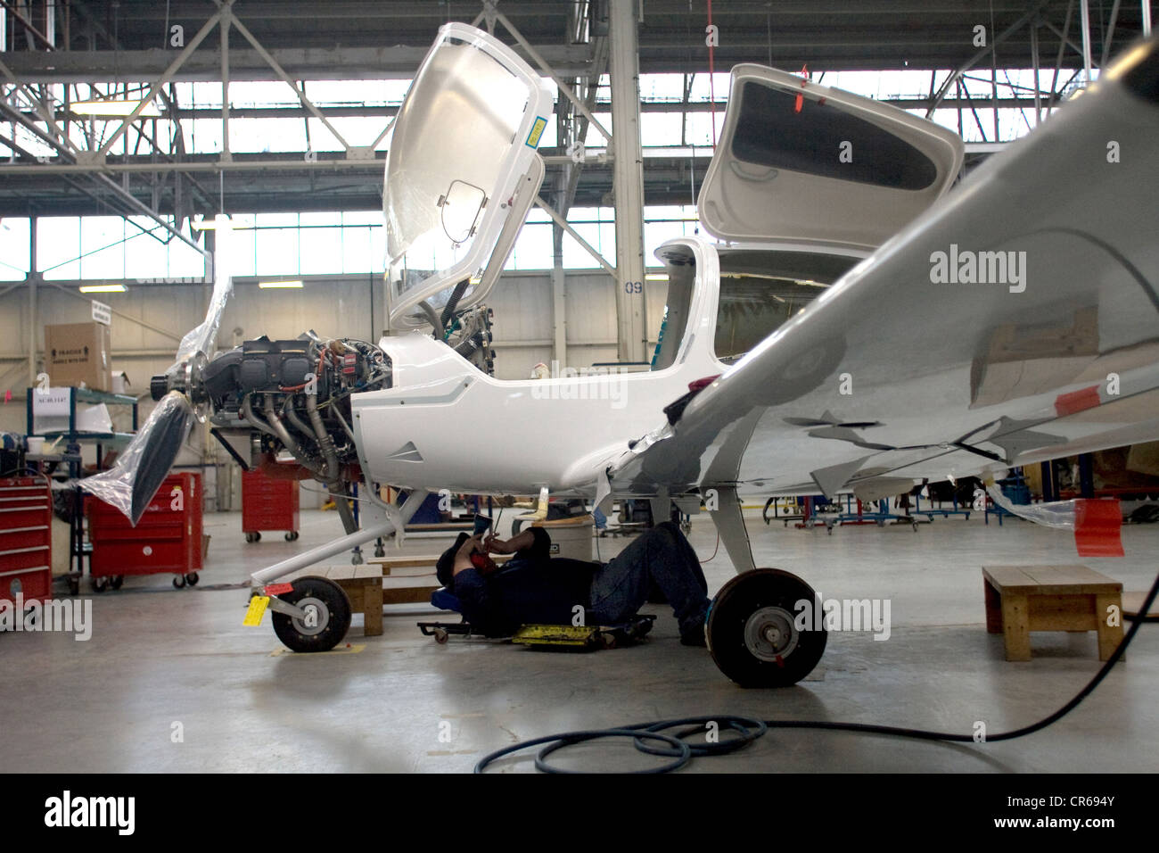 Aircraft manufacturing canada hi-res stock photography and images - Alamy