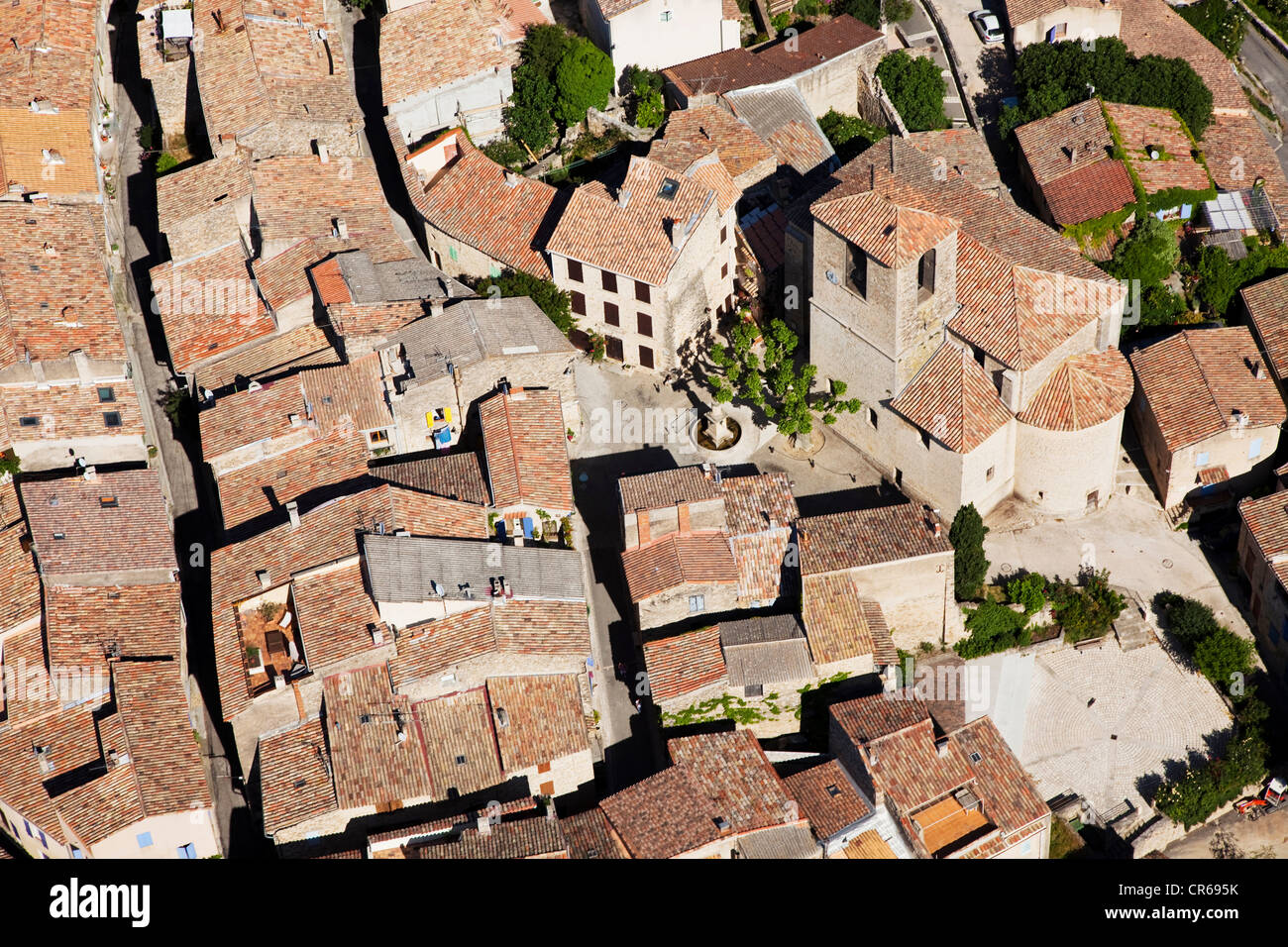 Pertuis vaucluse hi-res stock photography and images - Alamy