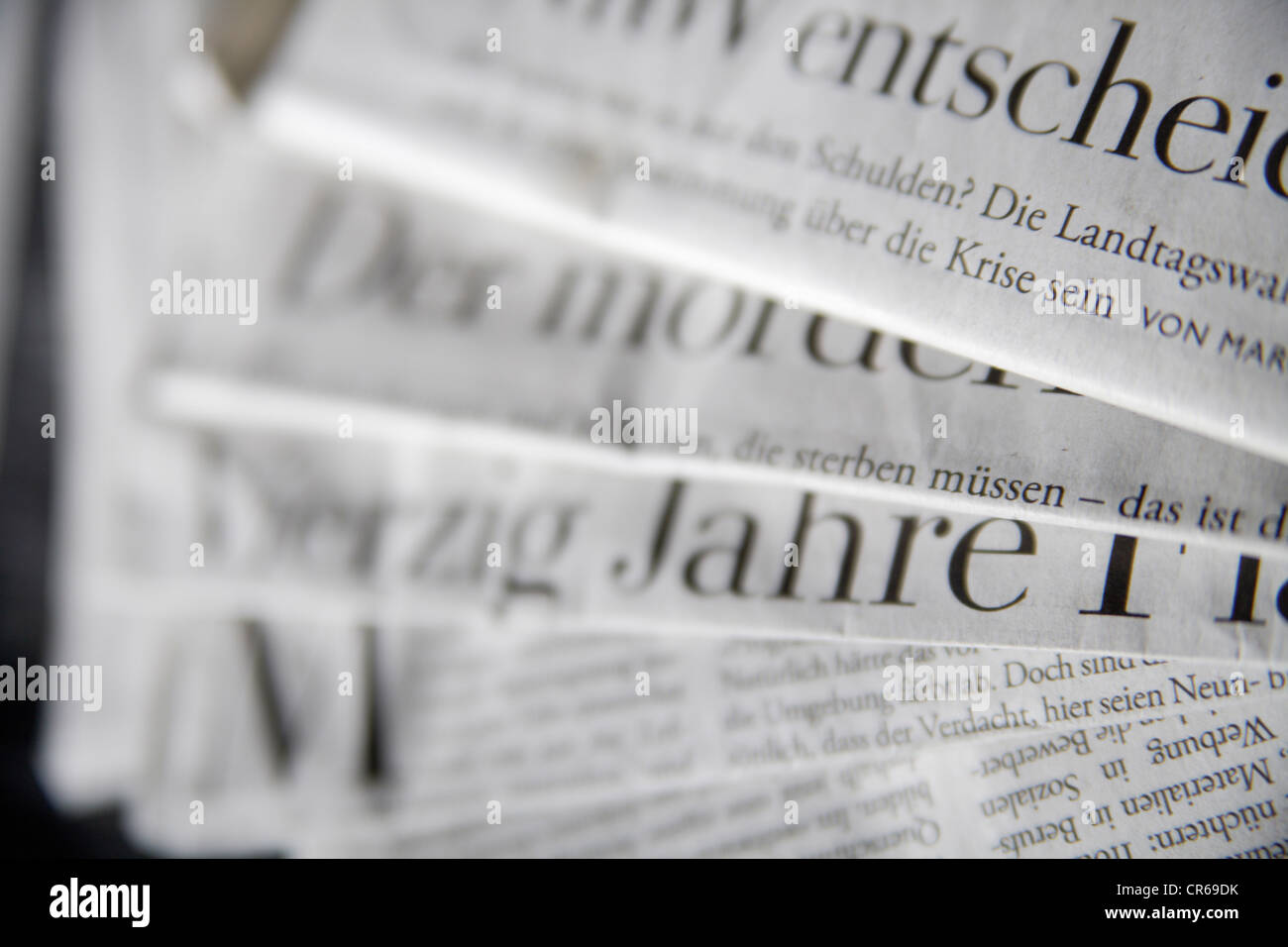 Newspapers on head hi-res stock photography and images - Alamy