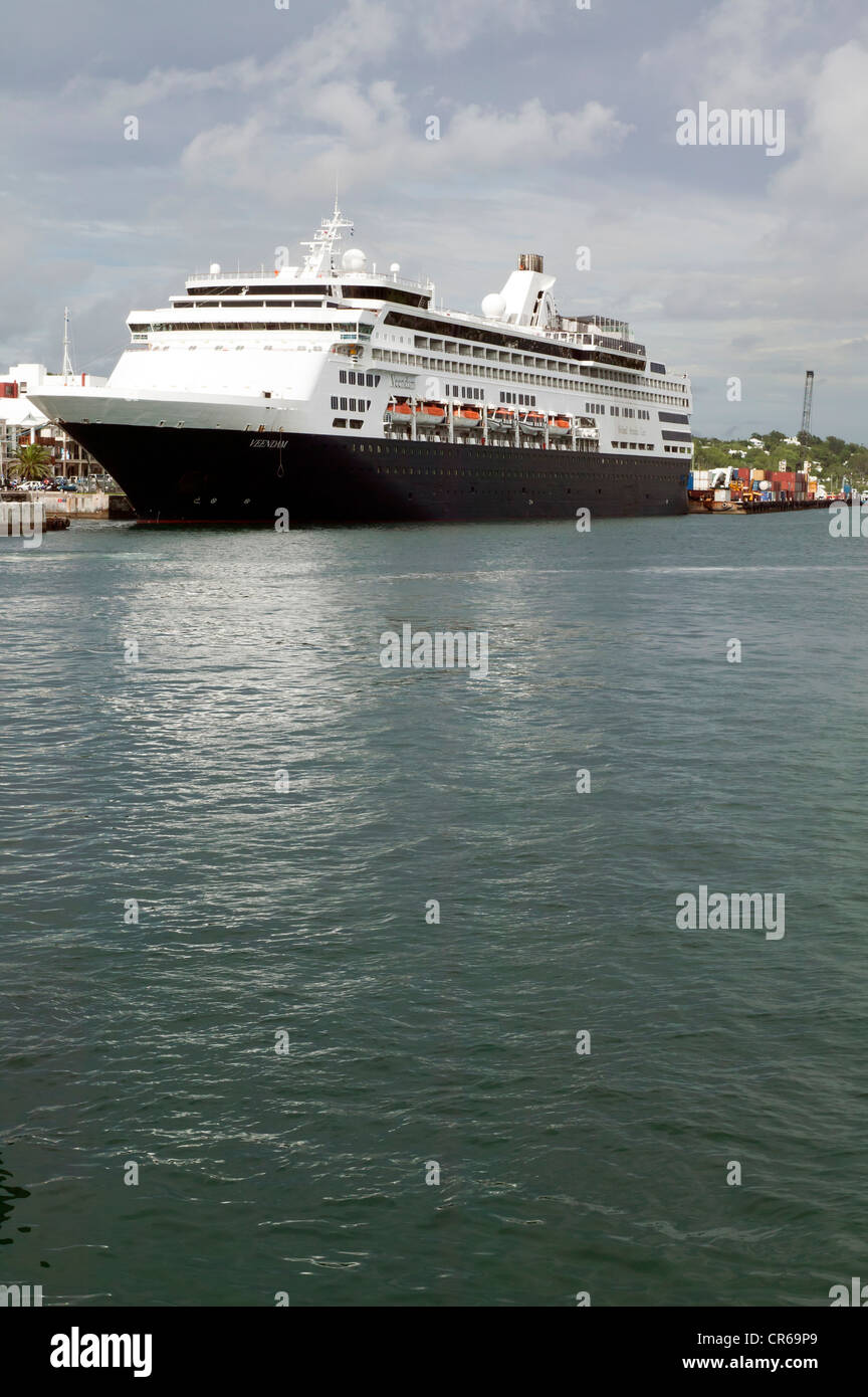Holland america veendam hi-res stock photography and images - Alamy