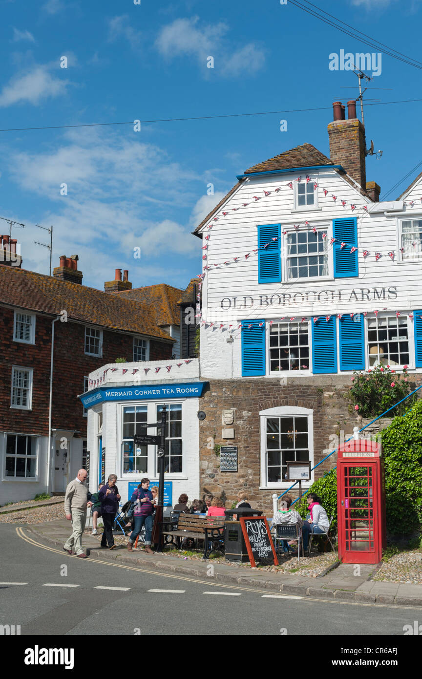 Old borough arms rye hi-res stock photography and images - Alamy