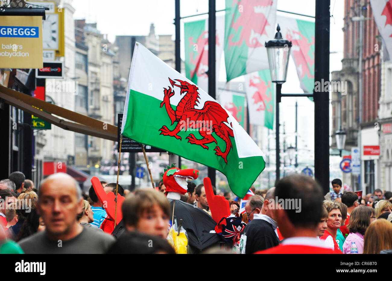 The Welsh Flag in Cardiff Stock Photo - Alamy