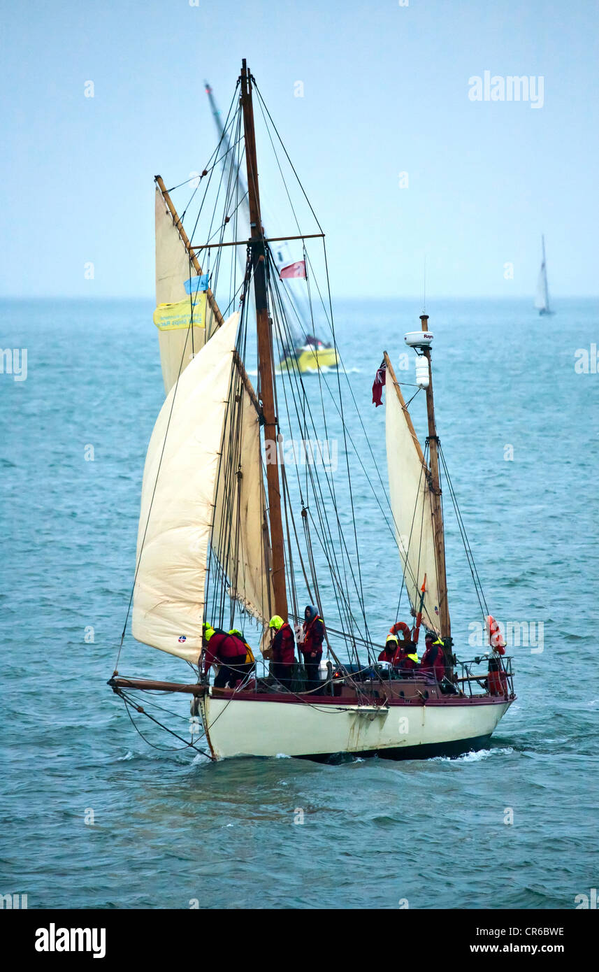 Moosk at the Start of London - Portland Small Ships Race 2012 Stock ...