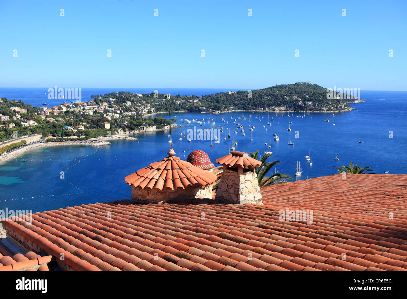 Bay roof hi-res stock photography and images - Alamy