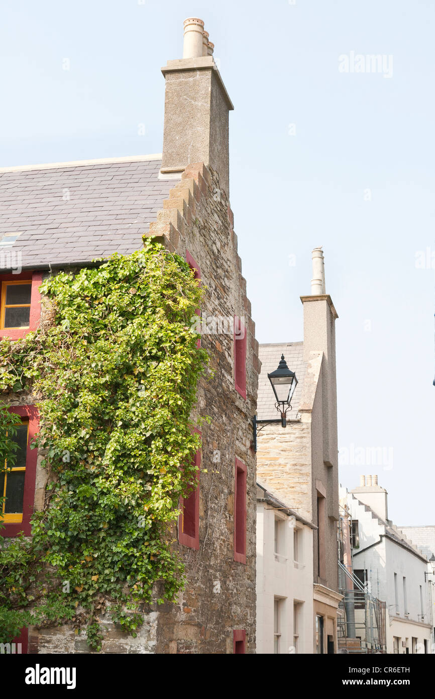 Kirkwall Shops Stock Photos & Kirkwall Shops Stock Images - Alamy