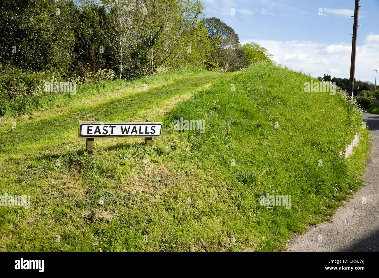 'East Walls': ancient Saxon old town walls – burh – of Wareham in ...