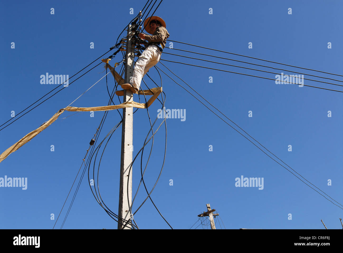 Laos , Hmong village Nam Kha , village electrification by lao-german ...