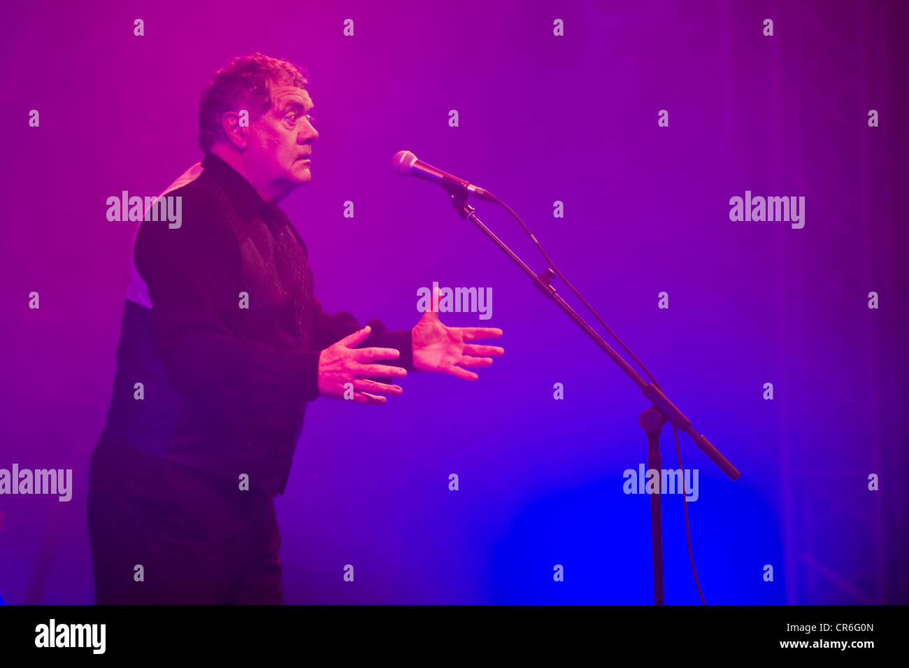 Max Boyce Welsh entertainer performing on stage at The Telegraph Hay ...