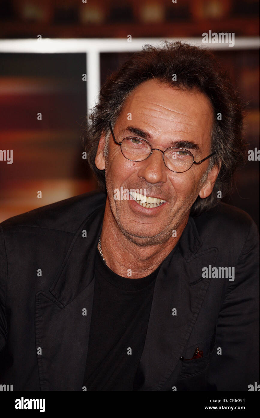 Balder, Hugo Egon, * 22.3.1950, German moderator, portrait, guest at TV ...