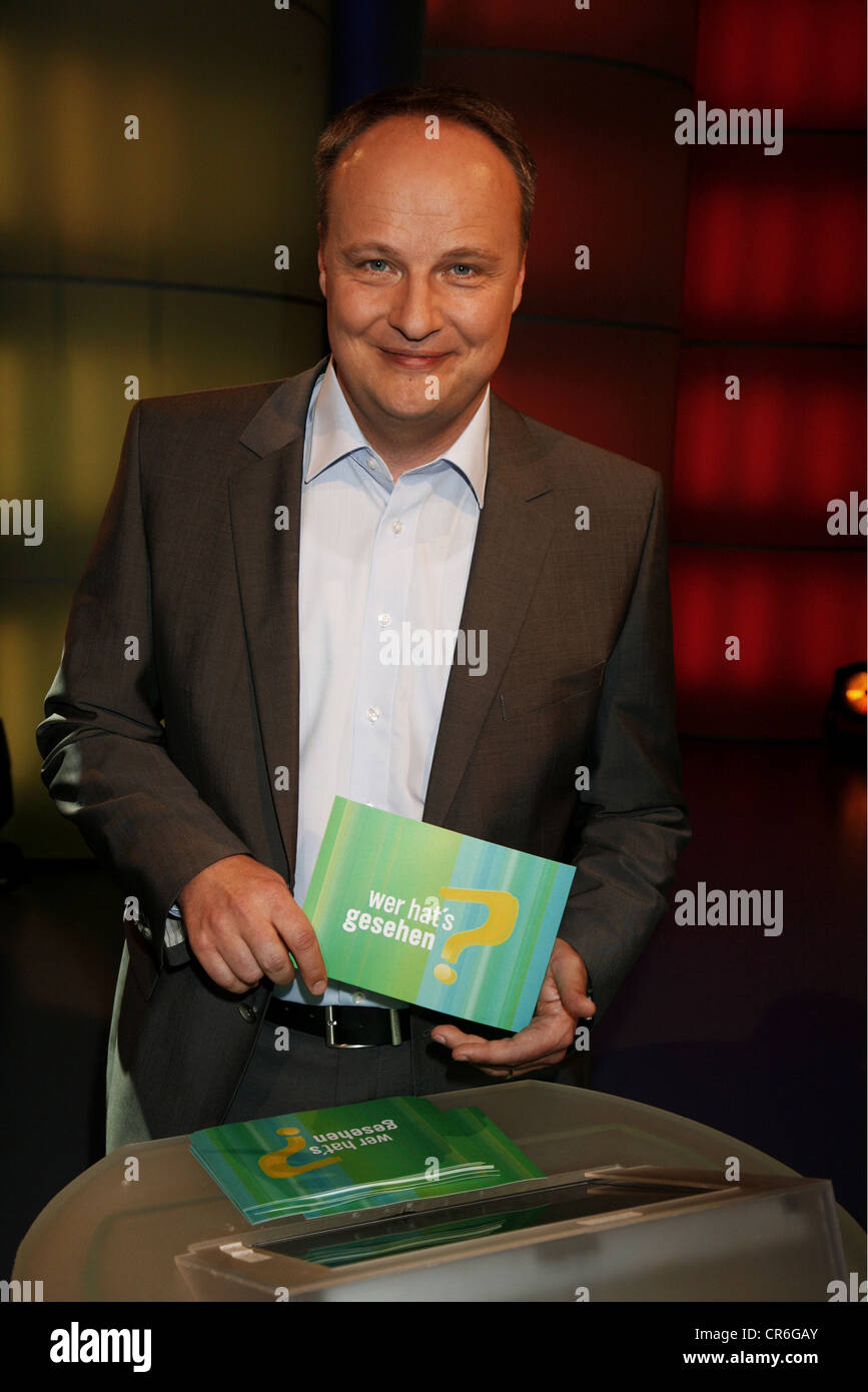 Welke, Oliver, * 19.4.1966, German presenter, comedian, half length ...