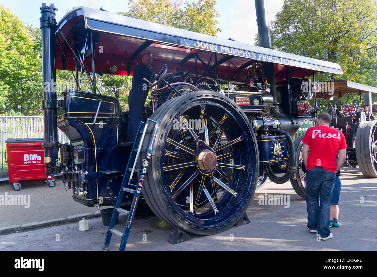 Traction engines at Birkenhead heritage vehicle show in Birkenhead Park ...