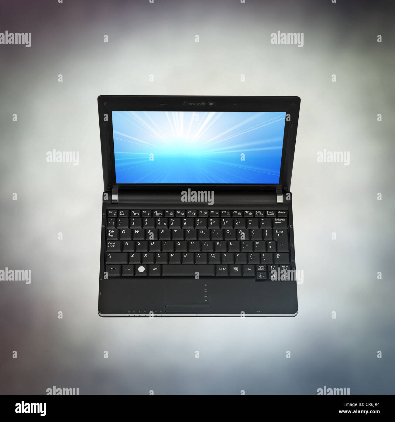 Mobile to pc hi-res stock photography and images - Alamy