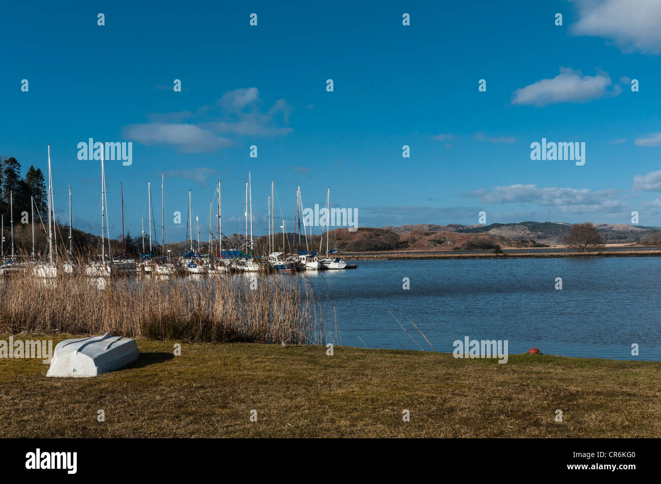Sailing the crinan canal hi-res stock photography and images - Alamy