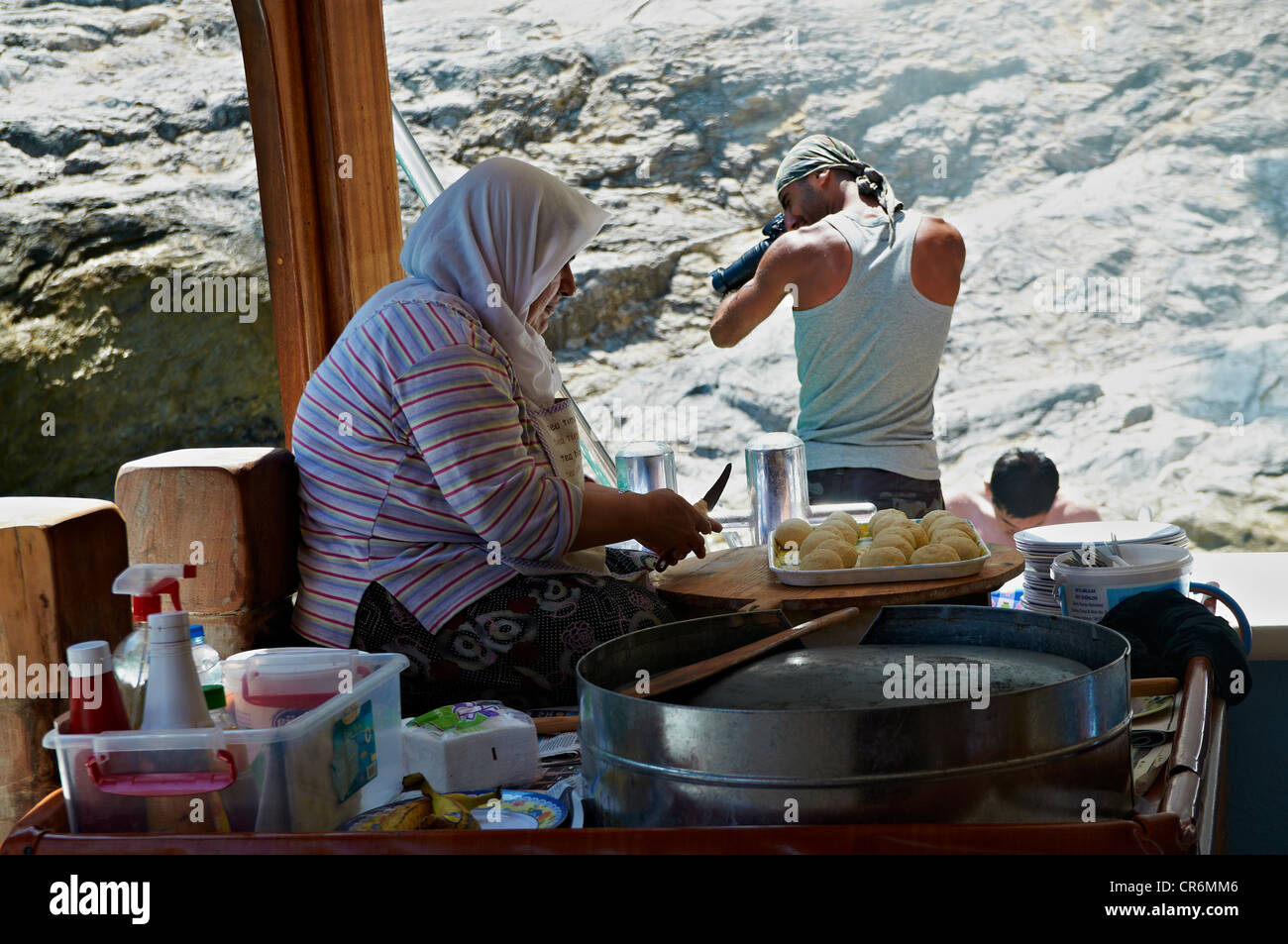 Turkish lady hi-res stock photography and images - Alamy