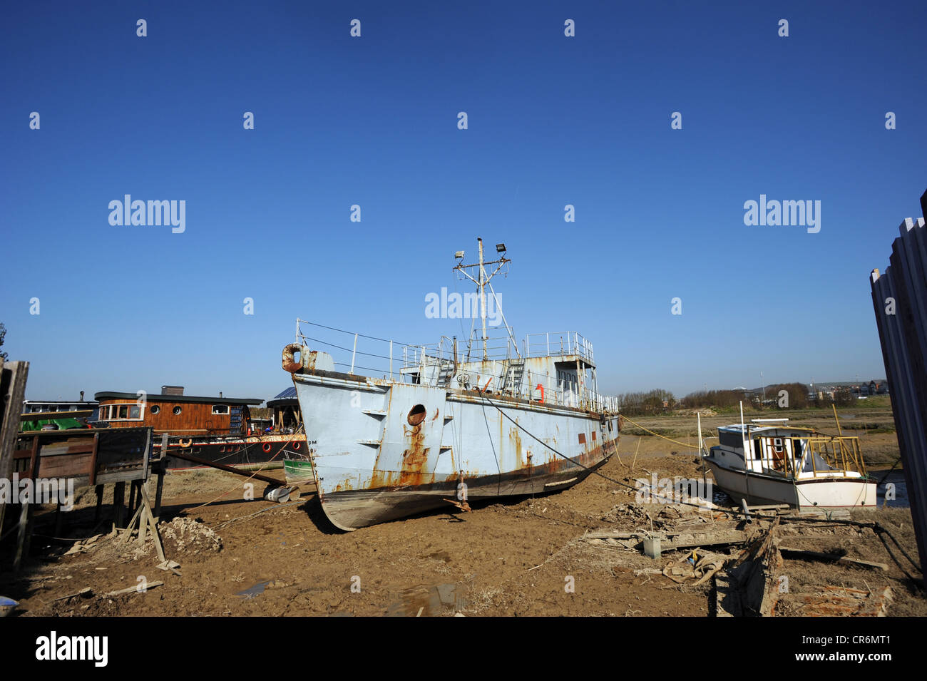 Shoreham houseboats hi-res stock photography and images - Alamy