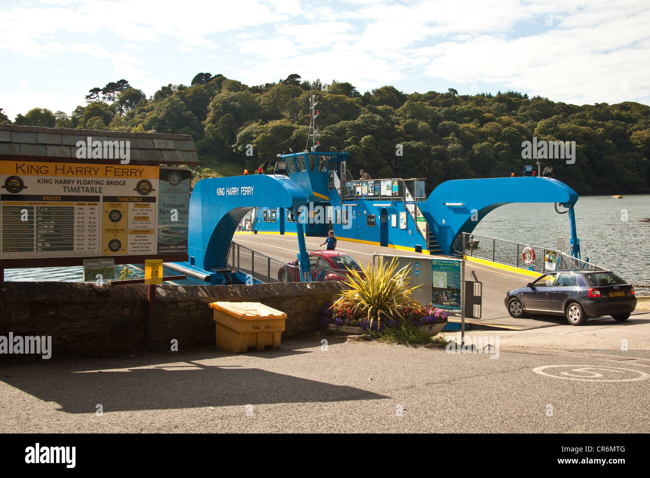 King Harry chain ferry crossing the river Fal,Cornwall, England, United ...