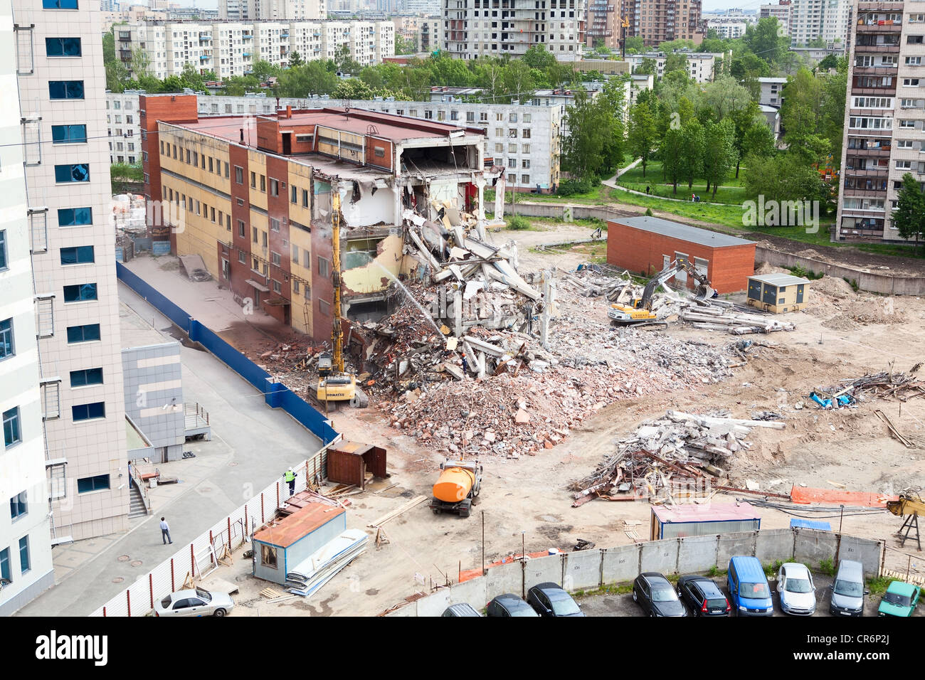 Emergencies and disasters destruction damaged building exterior hi-res ...