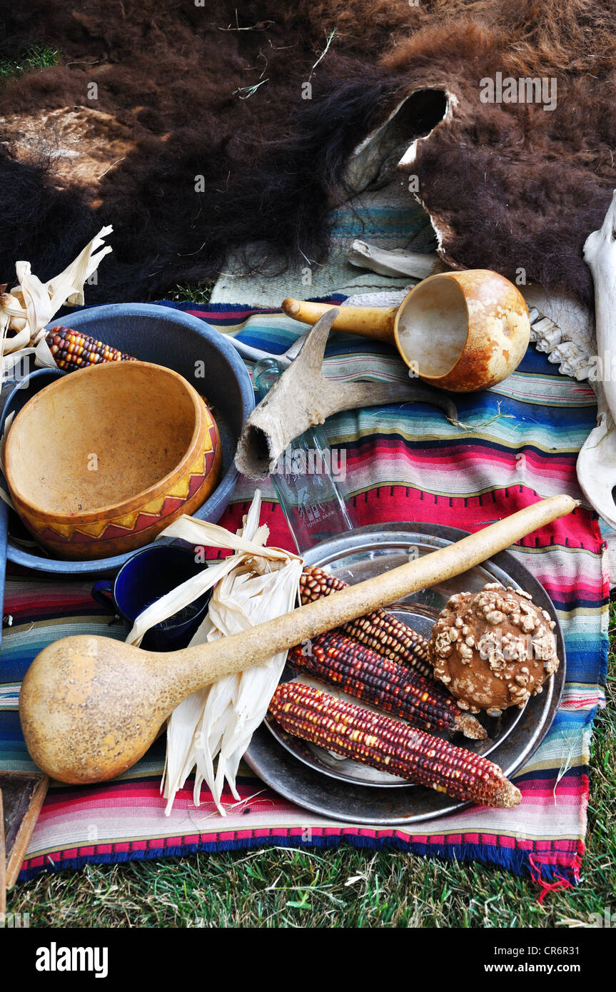 Native indians hi-res stock photography and images - Alamy