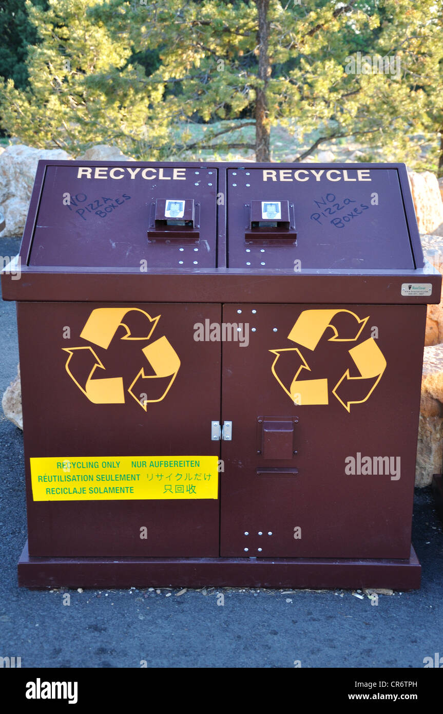 Recycling grand canyon national park hi-res stock photography and ...