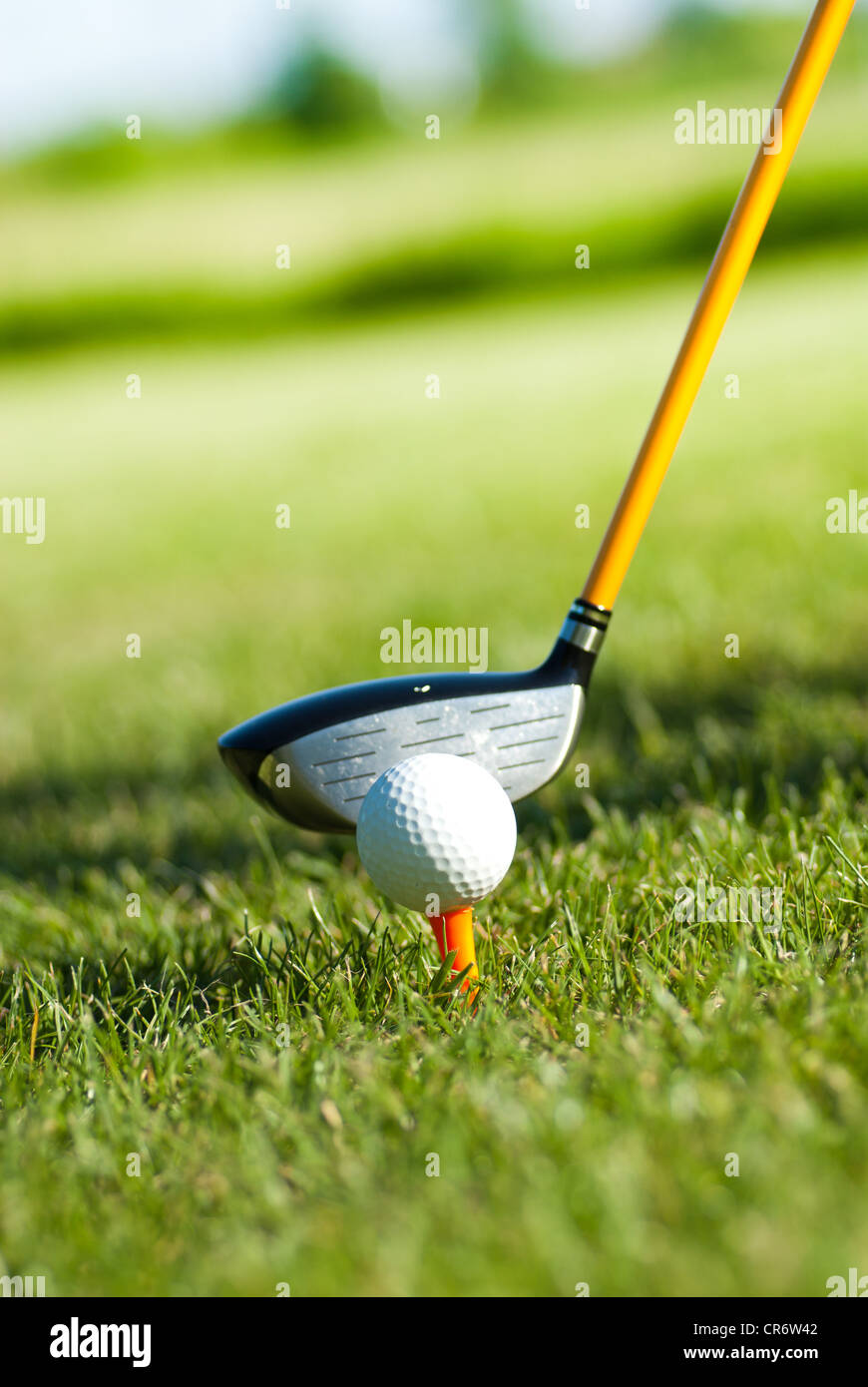 teeing of the ball Stock Photo - Alamy