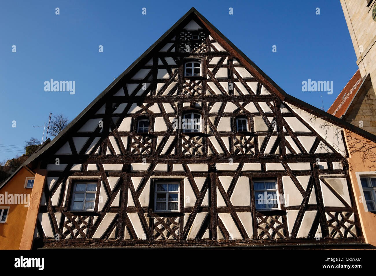 Framework gable hi-res stock photography and images - Alamy