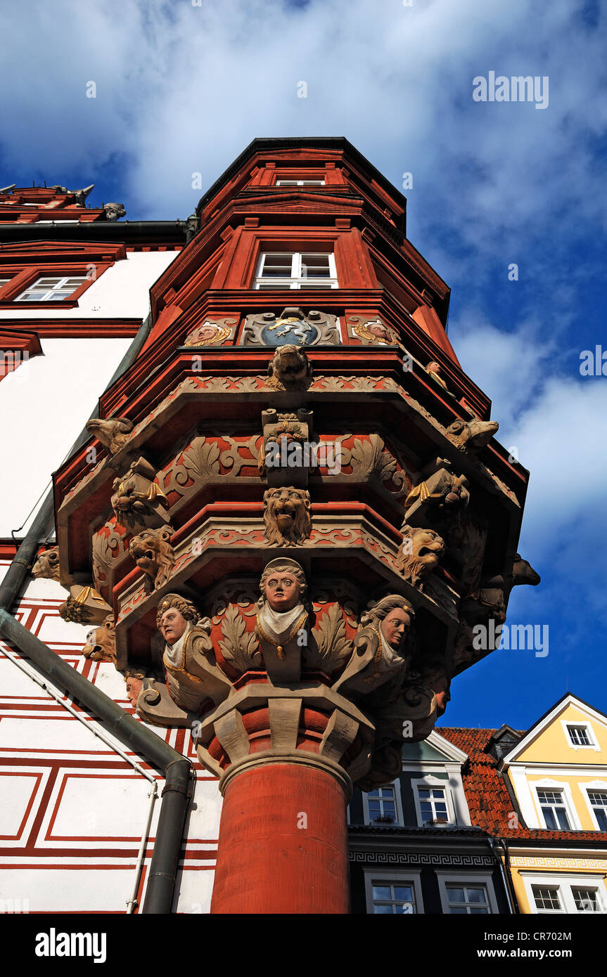 Two oriel windows hi-res stock photography and images - Alamy