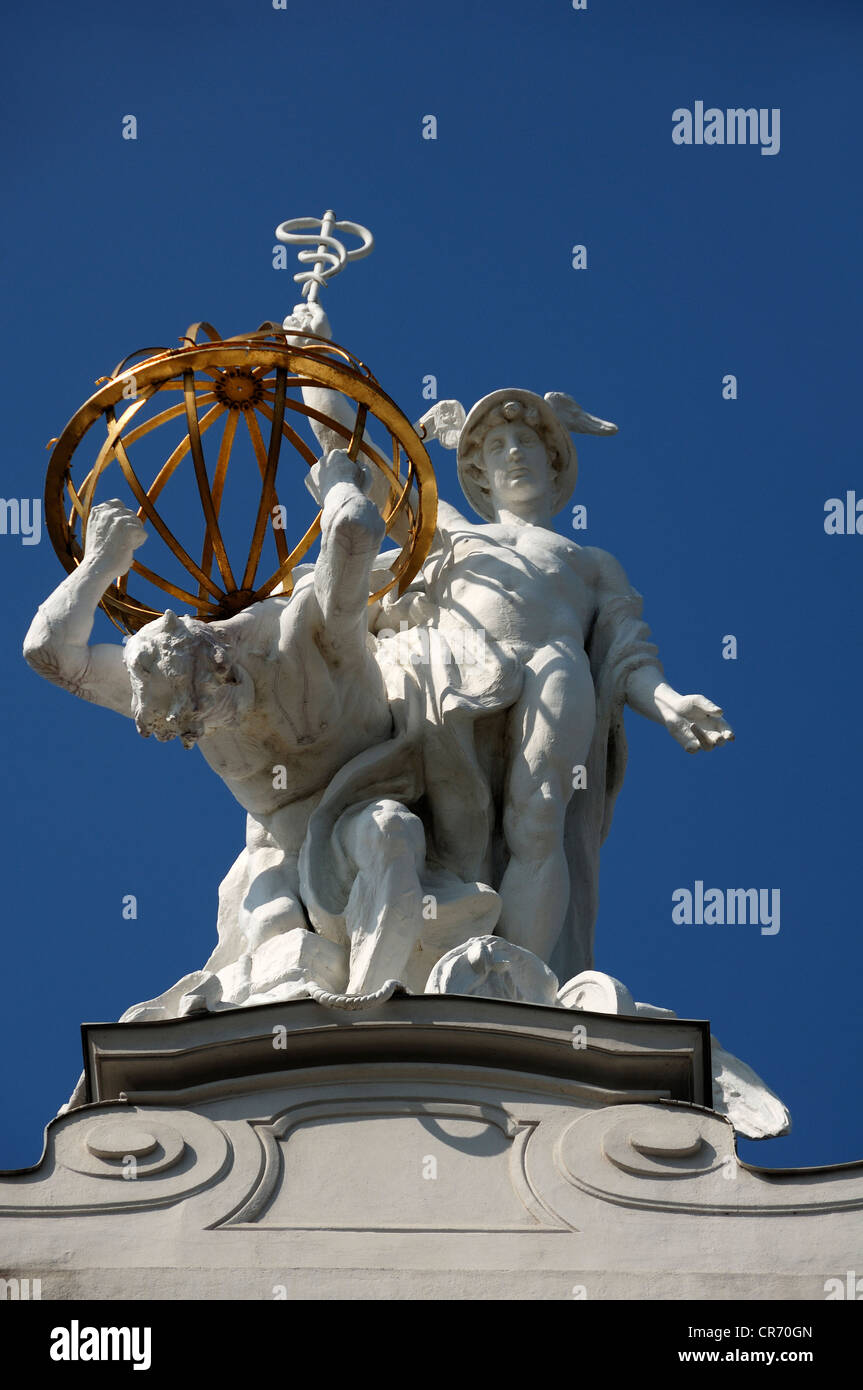 Atlas statues on building hi-res stock photography and images - Alamy