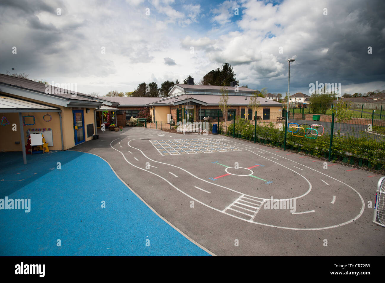 Primary School Playground Uk Stock Photos & Primary School Playground ...
