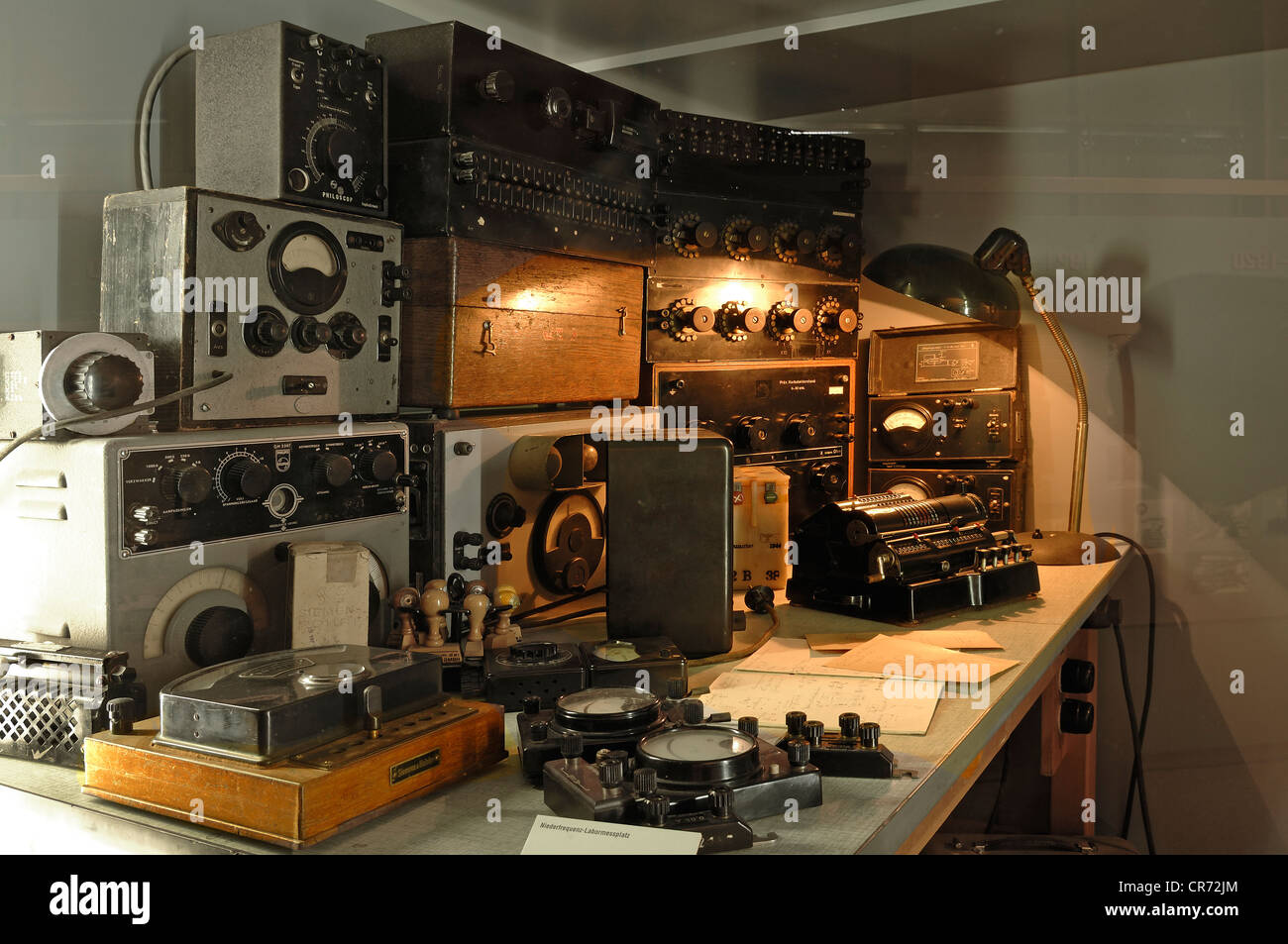 Lab measurement hi-res stock photography and images - Alamy