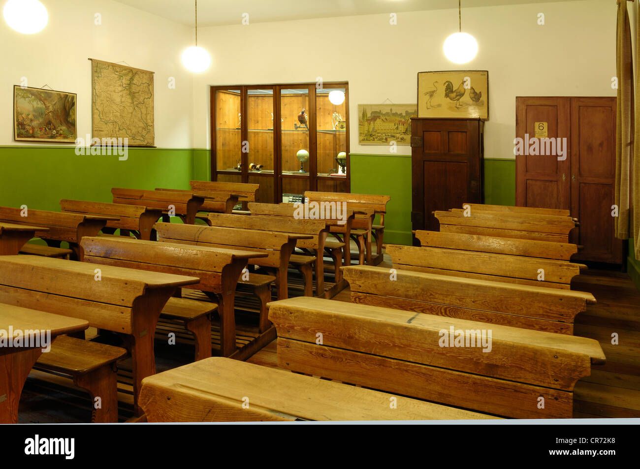 Classroom from 1910 museum industrial hi-res stock photography and ...