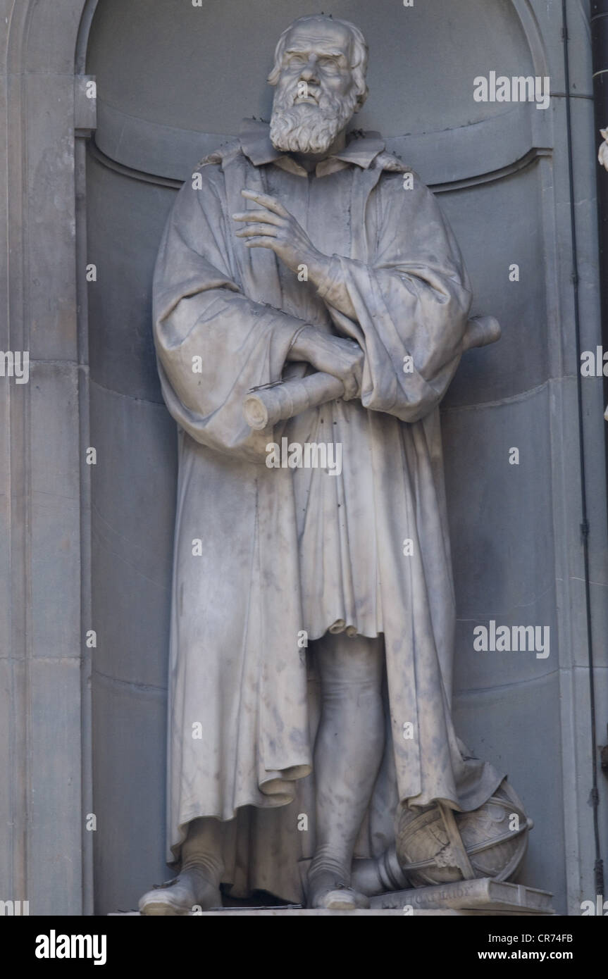 Galileo galilei statue hi-res stock photography and images - Alamy