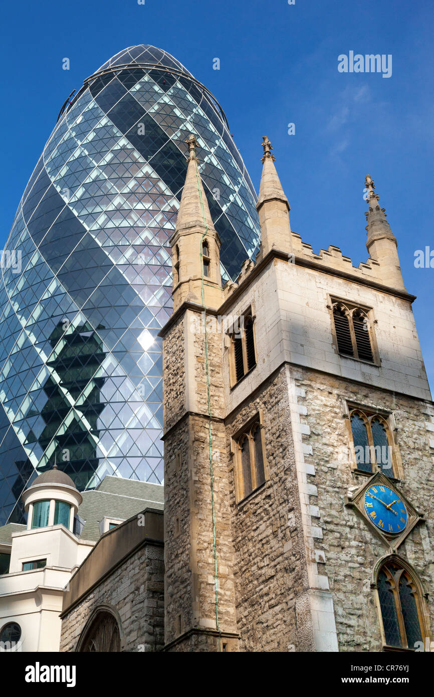 Concrete windows unorthodox phallic swiss re tower design construction ...