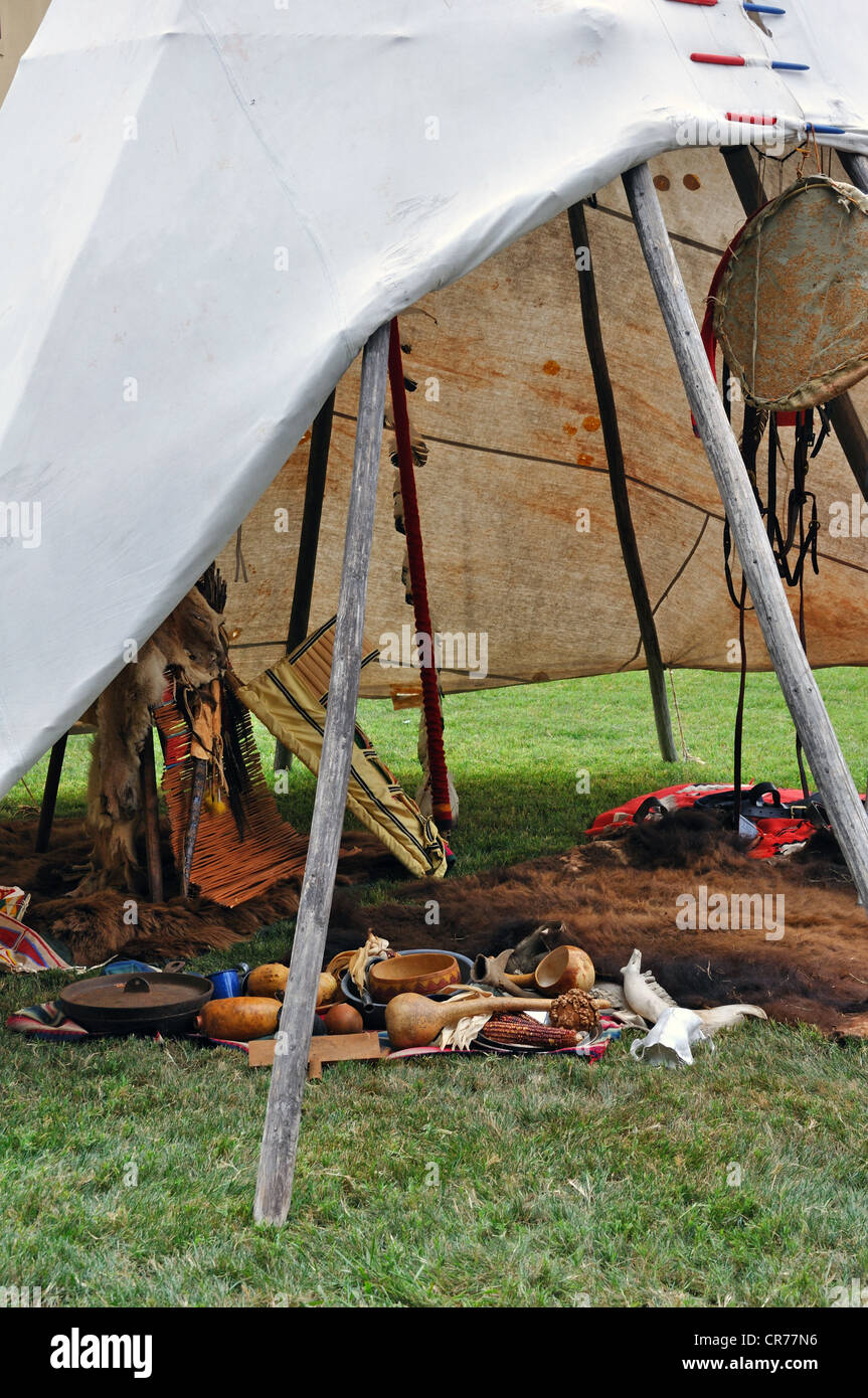 Native american teepee in old hi-res stock photography and images - Alamy