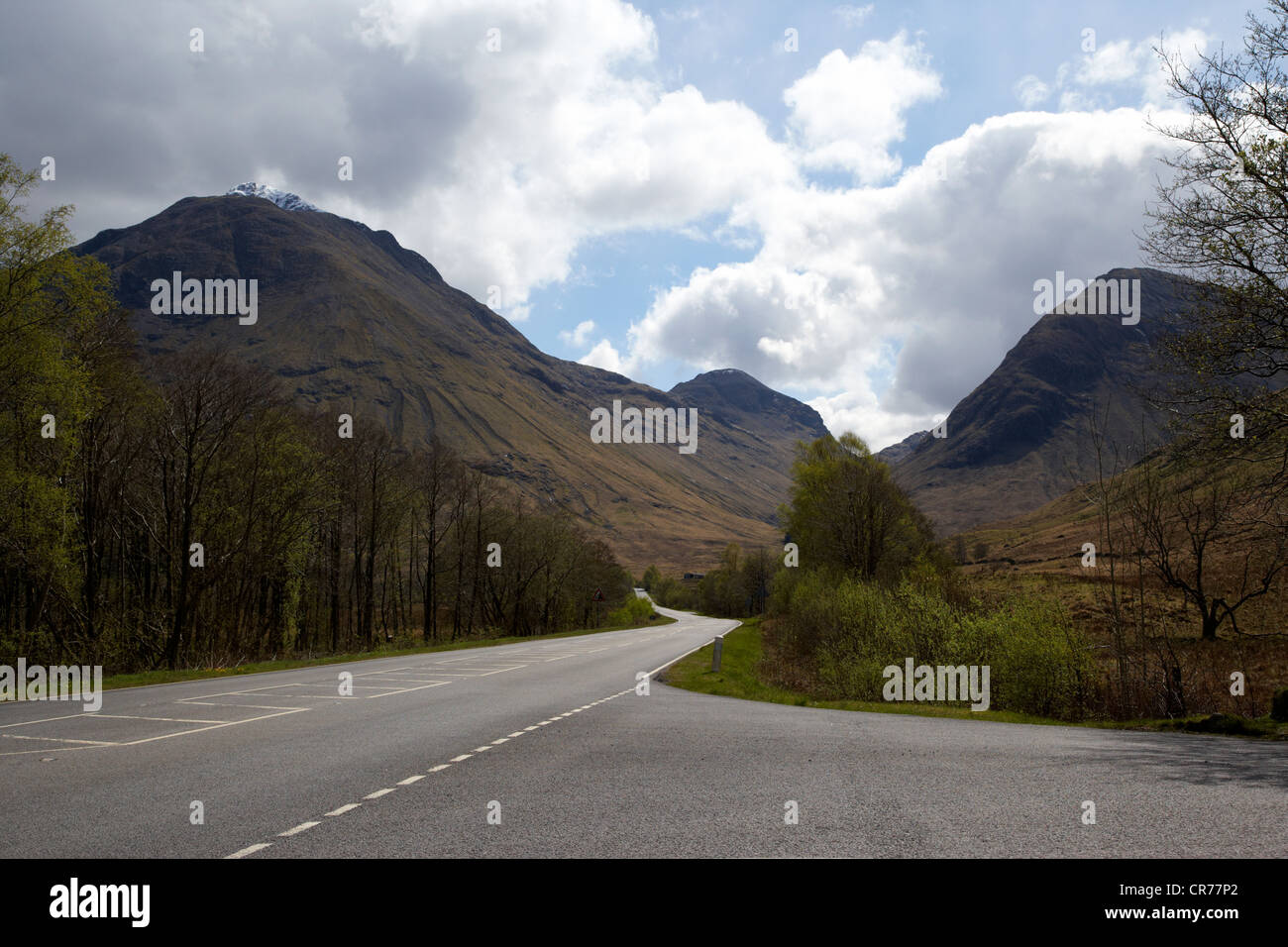 Empty highland road hi-res stock photography and images - Alamy