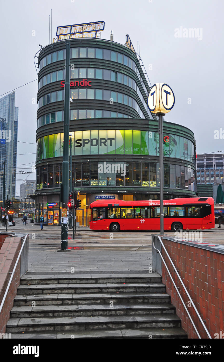 Oslo bus hi-res stock photography and images - Alamy