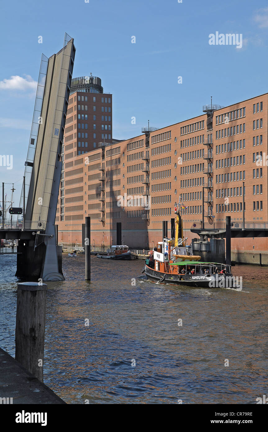 Bascule bridge in Sandtorhafen, Hafencity district, Hamburg, Germany ...