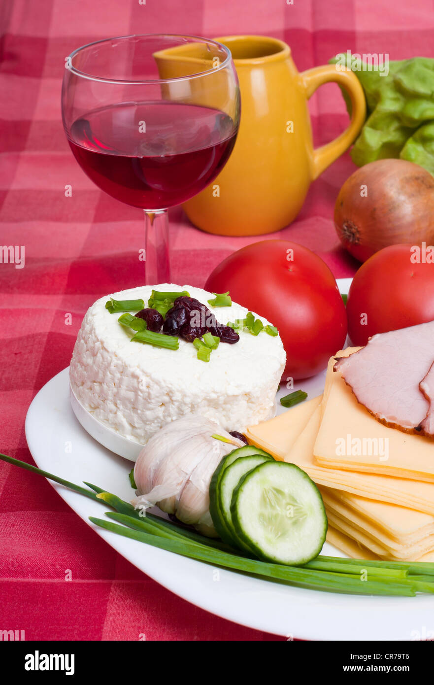 Polish cheese twarog with fresh vegatabl Stock Photo - Alamy